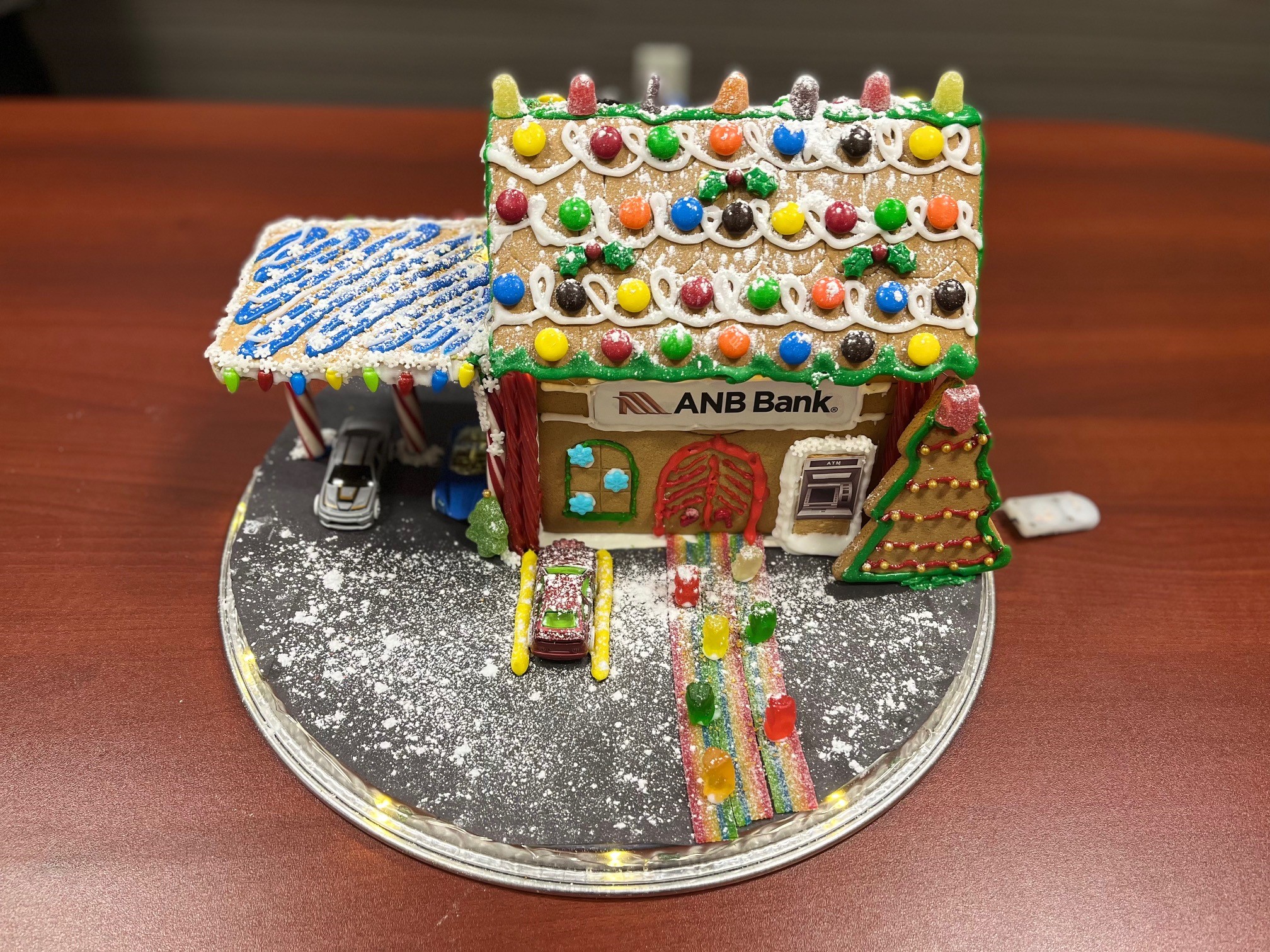 2021 Gingerbread Home Build